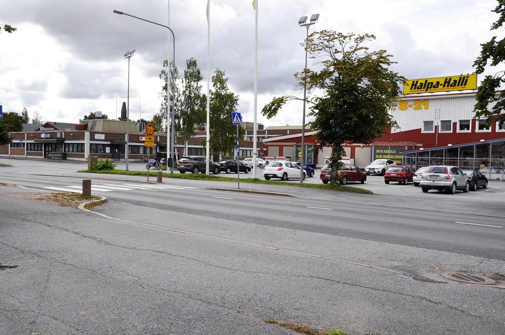 Kyrönmaa - lehti | Halpa-Hallin tilatarpeeseen löytymässä ratkaisu
